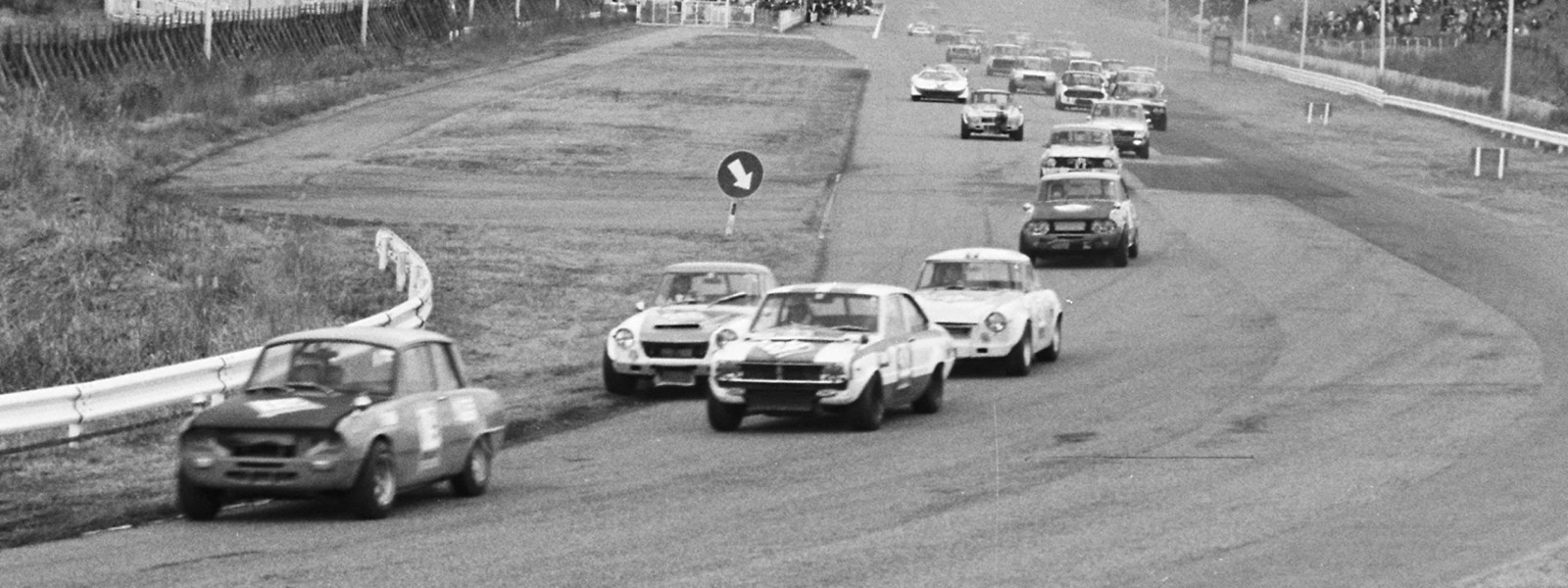 S30.world - Fairlady Z racing and rallying - Chapter 1: Suzuka 300 km 1970